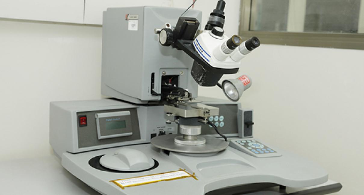 Ball Wire bonder | Tel Aviv University Center for Nanoscience and ...